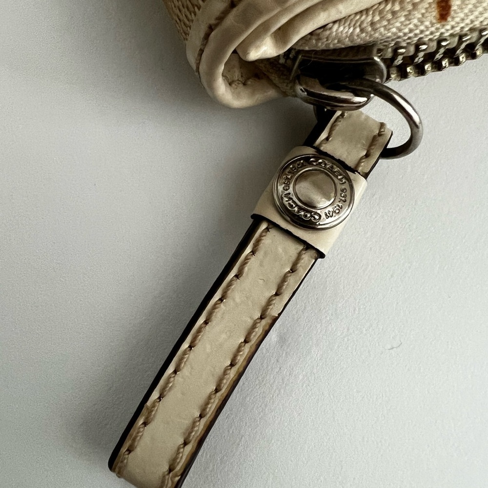 Coach Signature C Logo Long Wallet - Ivory/Tan - Gem